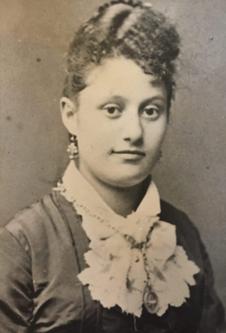 Adler Siblings (204-209) - Marlene Trestman